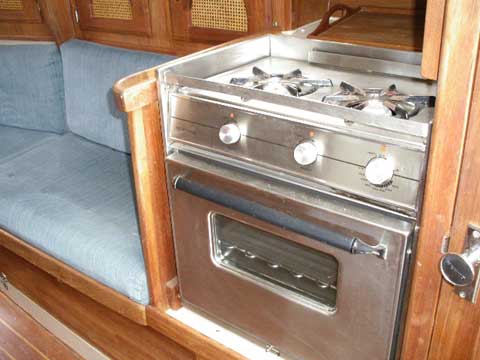 Newport 27, MKII, 1988, Lyons, Colorado, sailboat for sale from Sailing ...