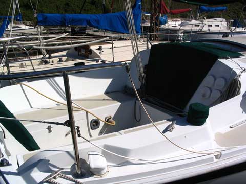 Ericson 25, 1984, Perry Lake, Kansas, sailboat for sale from Sailing Texas