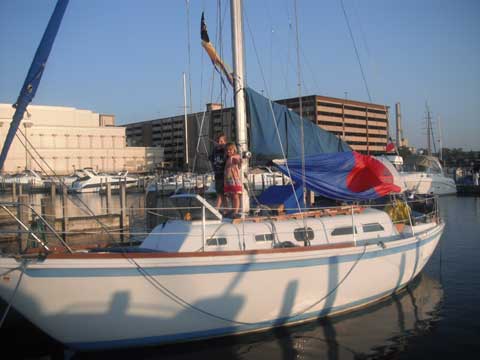 Ericson 32-2 Cruiser, 1972, Lake Michigan, sailboat for sale from ...