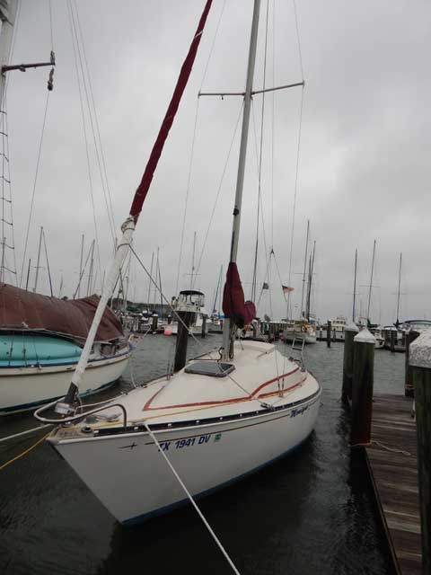 C&C 25 Fin Keel, 1975, Rockport Harbor, Rockport, Texas, sailboat for ...