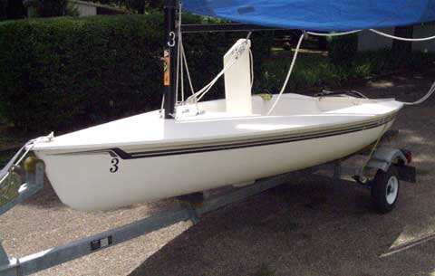 Holder 12 sailboat for sale