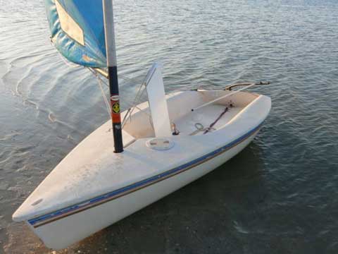 Holder 12 sailboat for sale