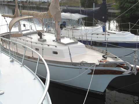 Fuji/Alden 35 yacht for sale