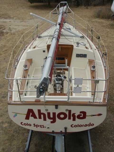 Island Packet 27 sailboat for sale